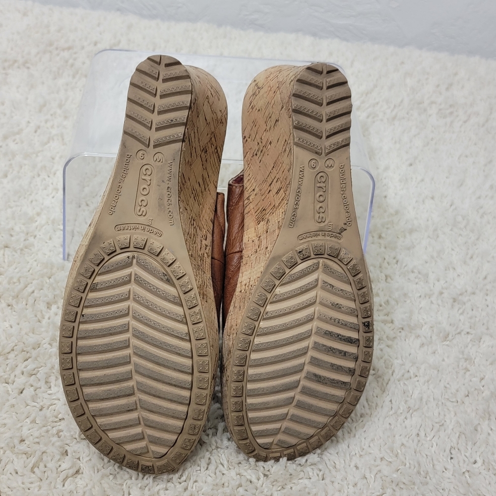 Crocs Womens A-Leigh Slingback Cork Wedge Sandals, Si… - Gem